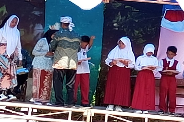 Siswa Kelas 6 SDN 1 Indralayang Caringin 100 Persen Lulus, 79 Siswa Naik Kelas - Antarwaktu.com